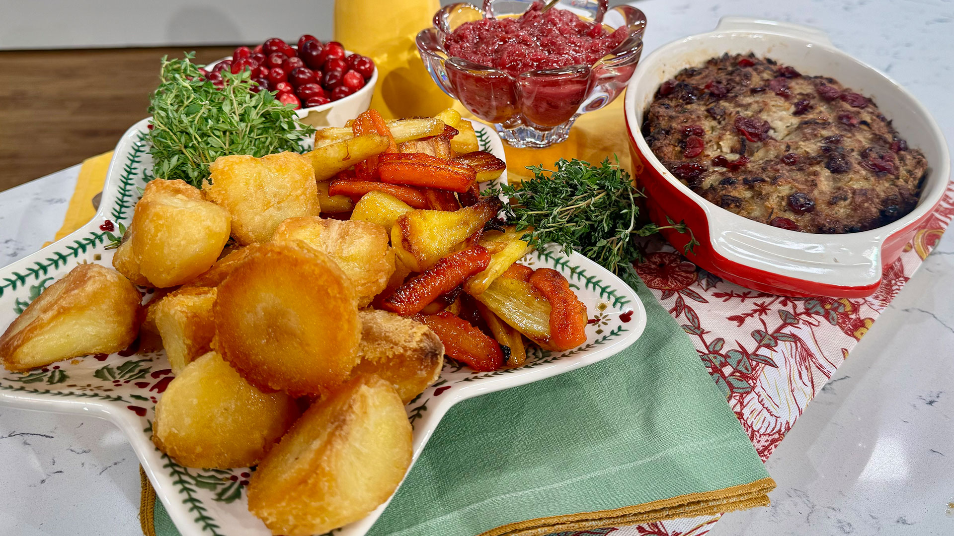 Phil Vickery's freeze-ahead Christmas dinner | This Morning