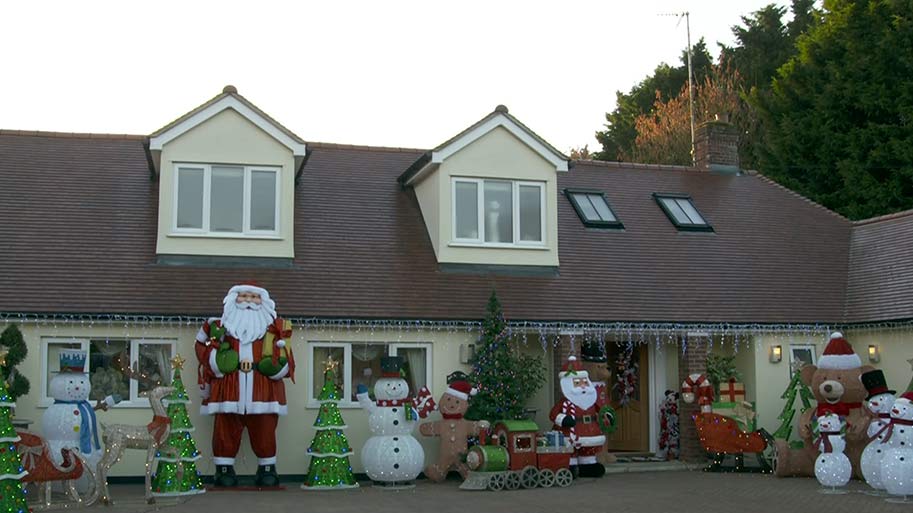 Alison Hammond tours Britain's most festive home! | This Morning