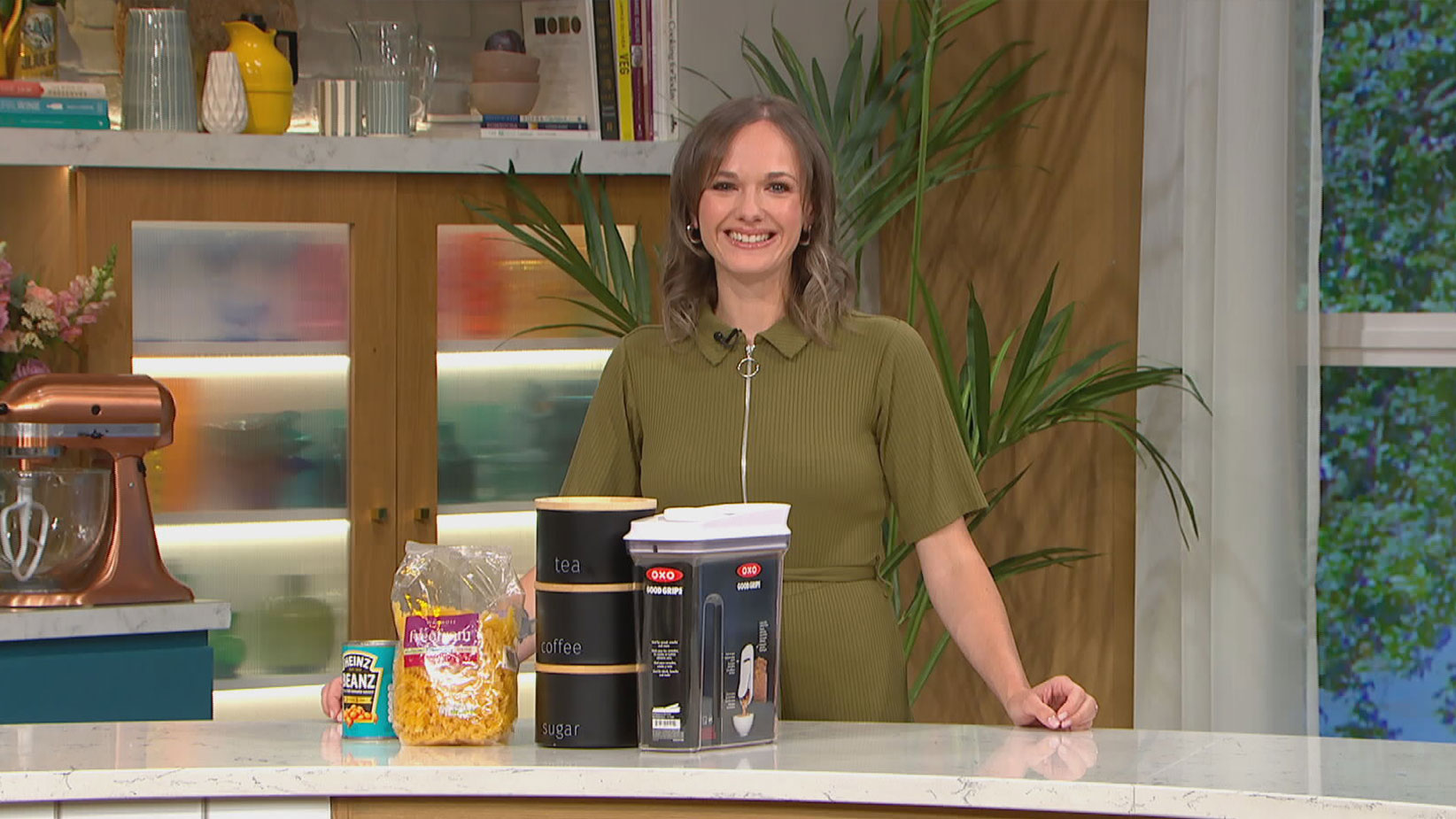 The ultimate guide to a perfectly organised cupboard | This Morning