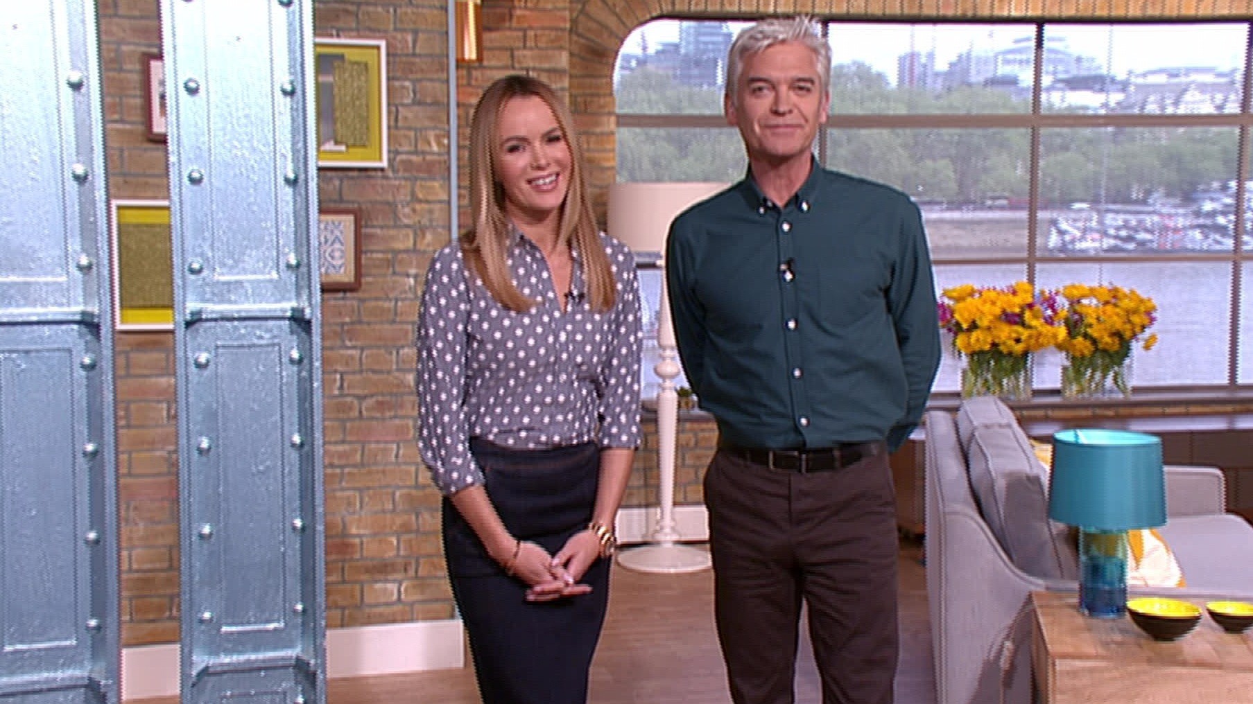 Get Amanda's look | This Morning