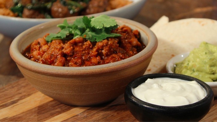 Beef chilli and spicy meatballs | This Morning