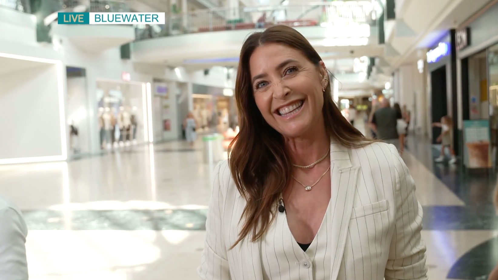 Lisa Snowdon's personal shopper challenge | This Morning