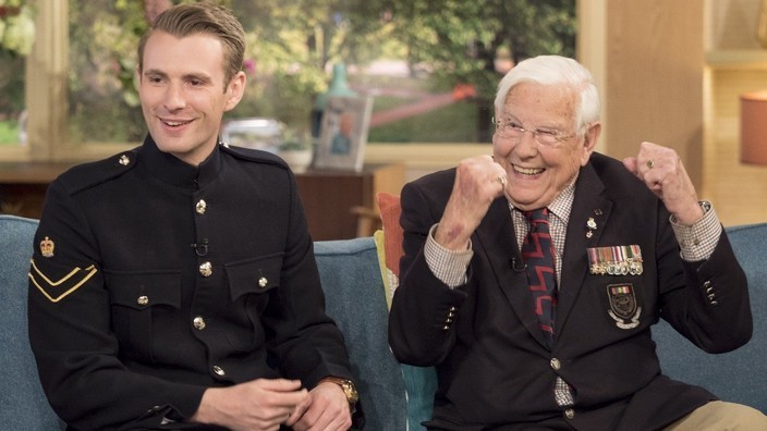 BGT winner's inspiration Fergus shares WWII magic stories | This Morning