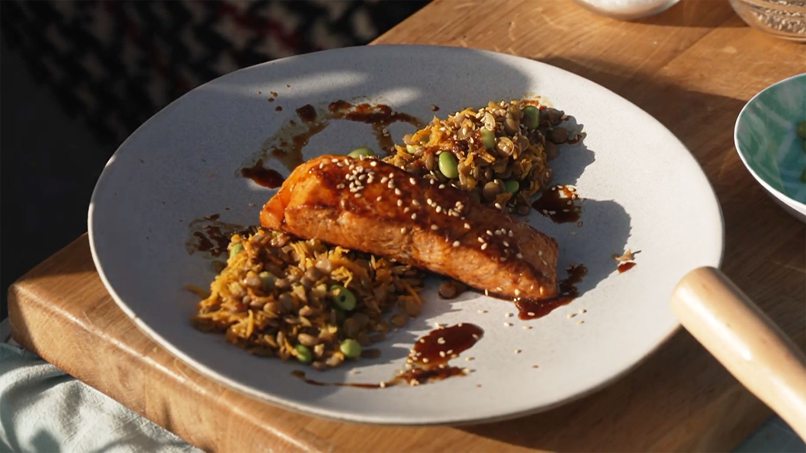 Lisa's supercharged salmon with green lentils | This Morning