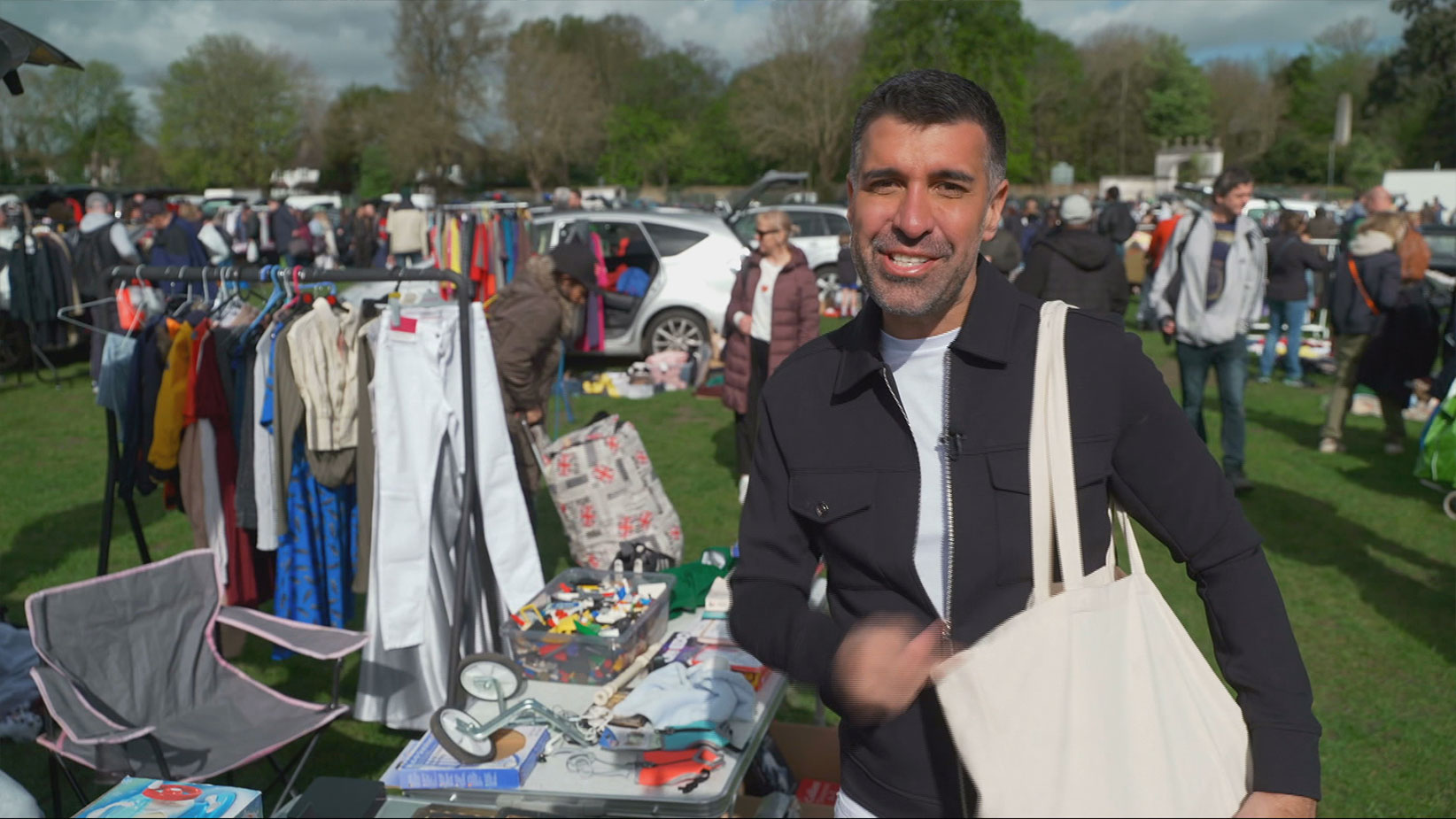 Dan Hatfield's car boot sale secrets | This Morning