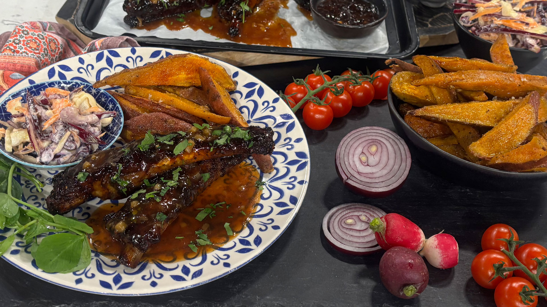 Rustie Lee’s saucy BBQ spare ribs | This Morning