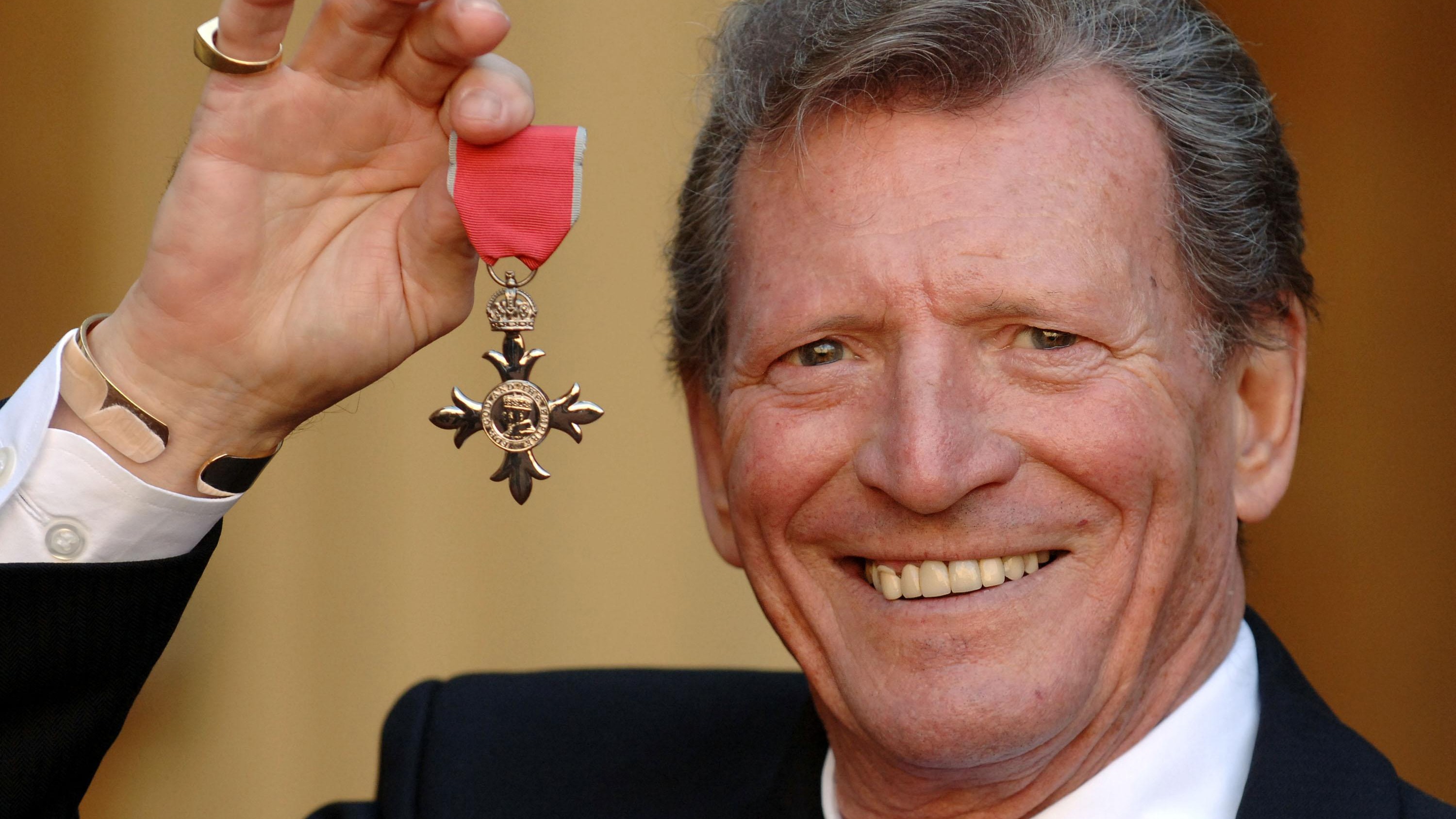 Remembering Coronation Street legend Johnny Briggs | This Morning