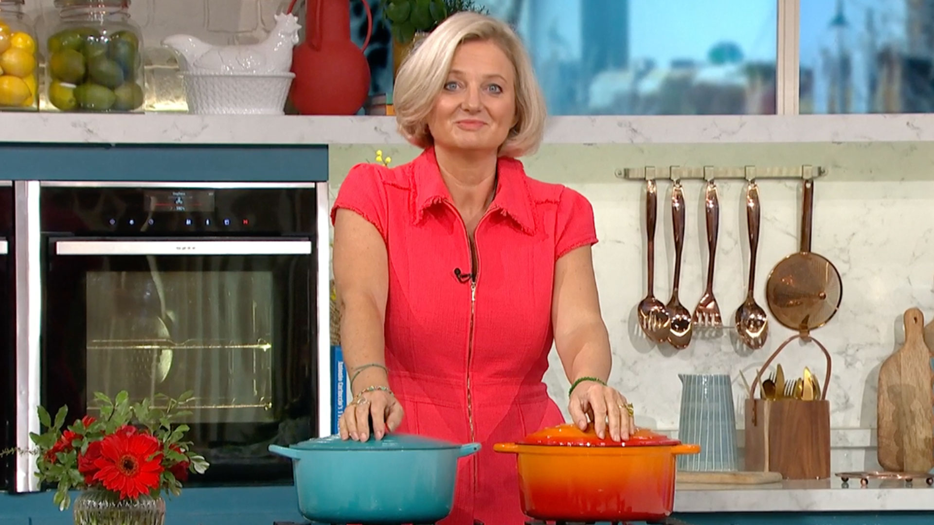 Cast iron pans to create the perfect dish | This Morning