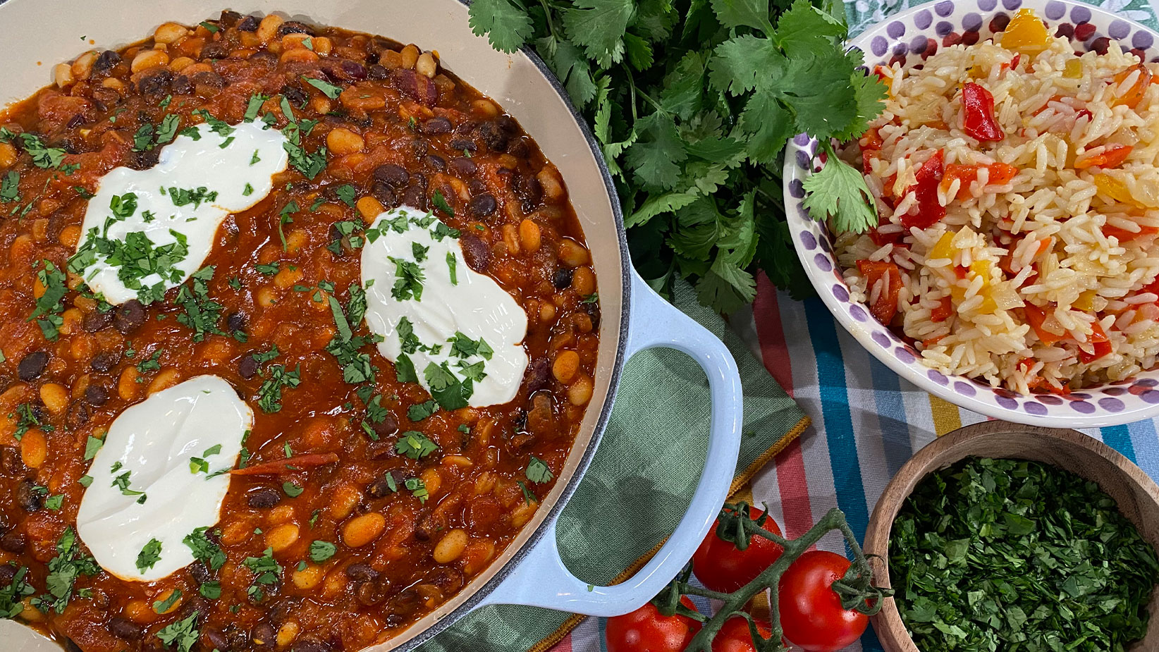 Phil Vickery’s easy bean chili | This Morning