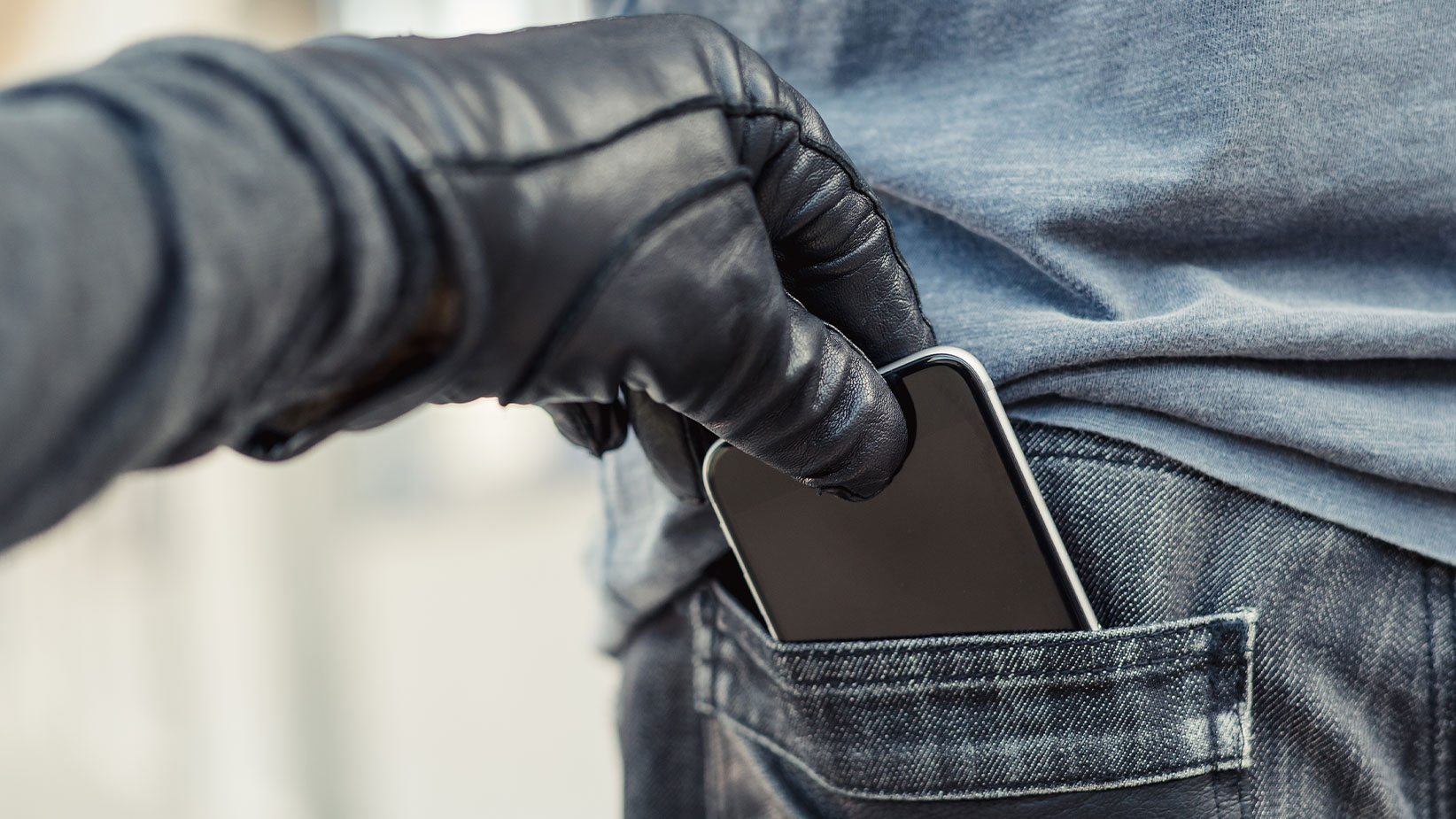 Home Secretary to chair smartphone theft summit after Met Police ...