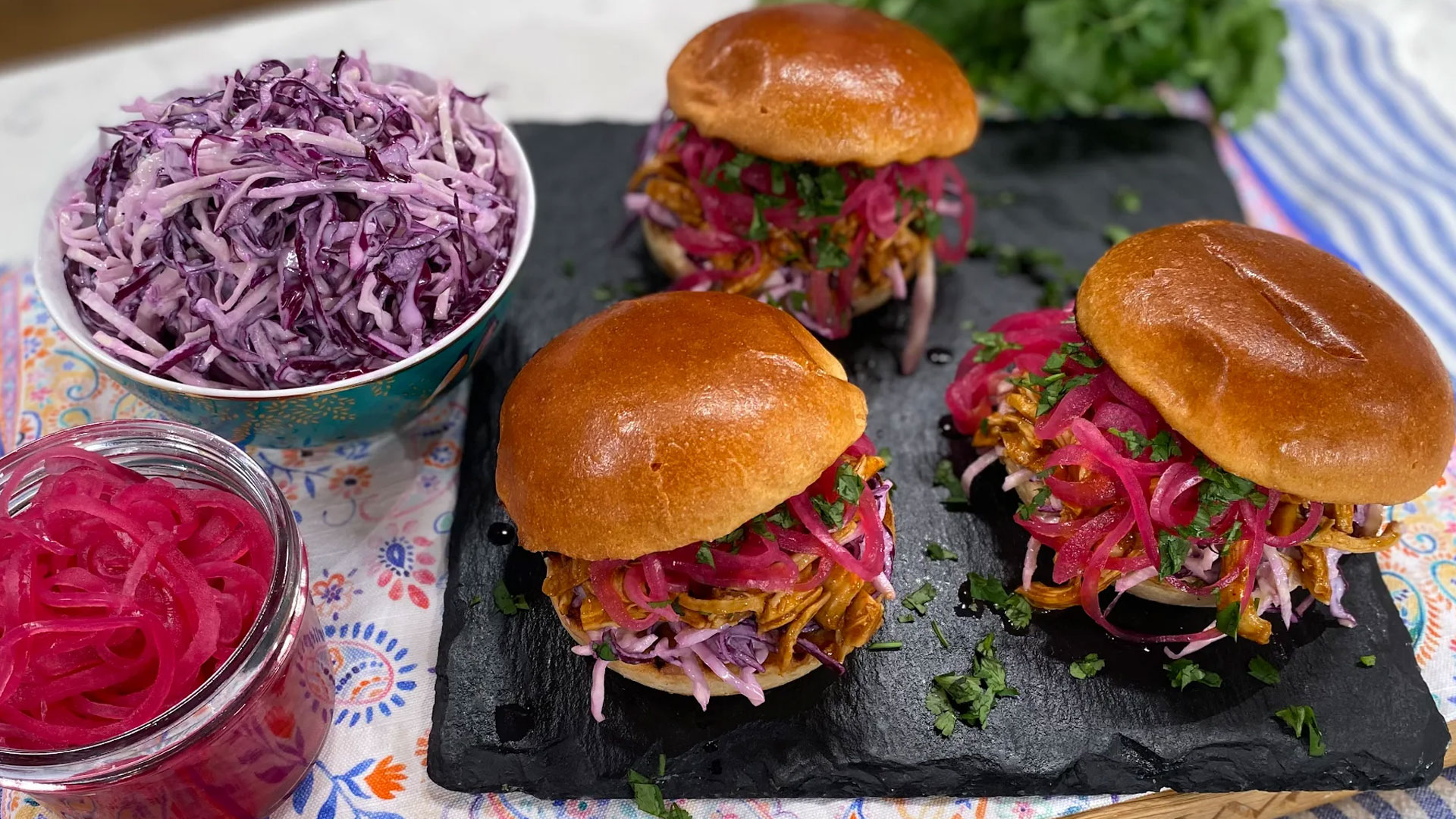 Rustie Lee's pulled chicken and pineapple sliders | This Morning