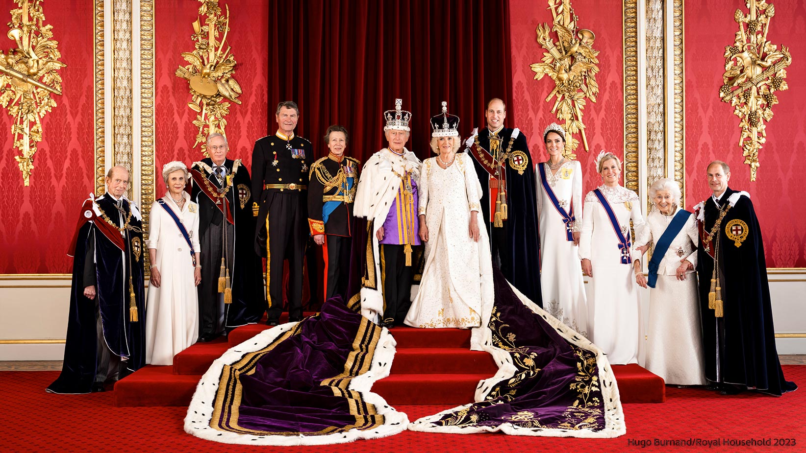 King Charles and Queen Camilla release official coronation photos ...