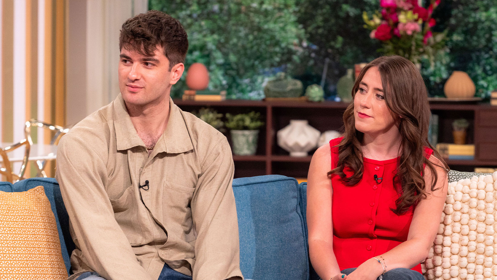 'I think my twin sister died because our mum believed in cancer conspiracy theories' | This Morning