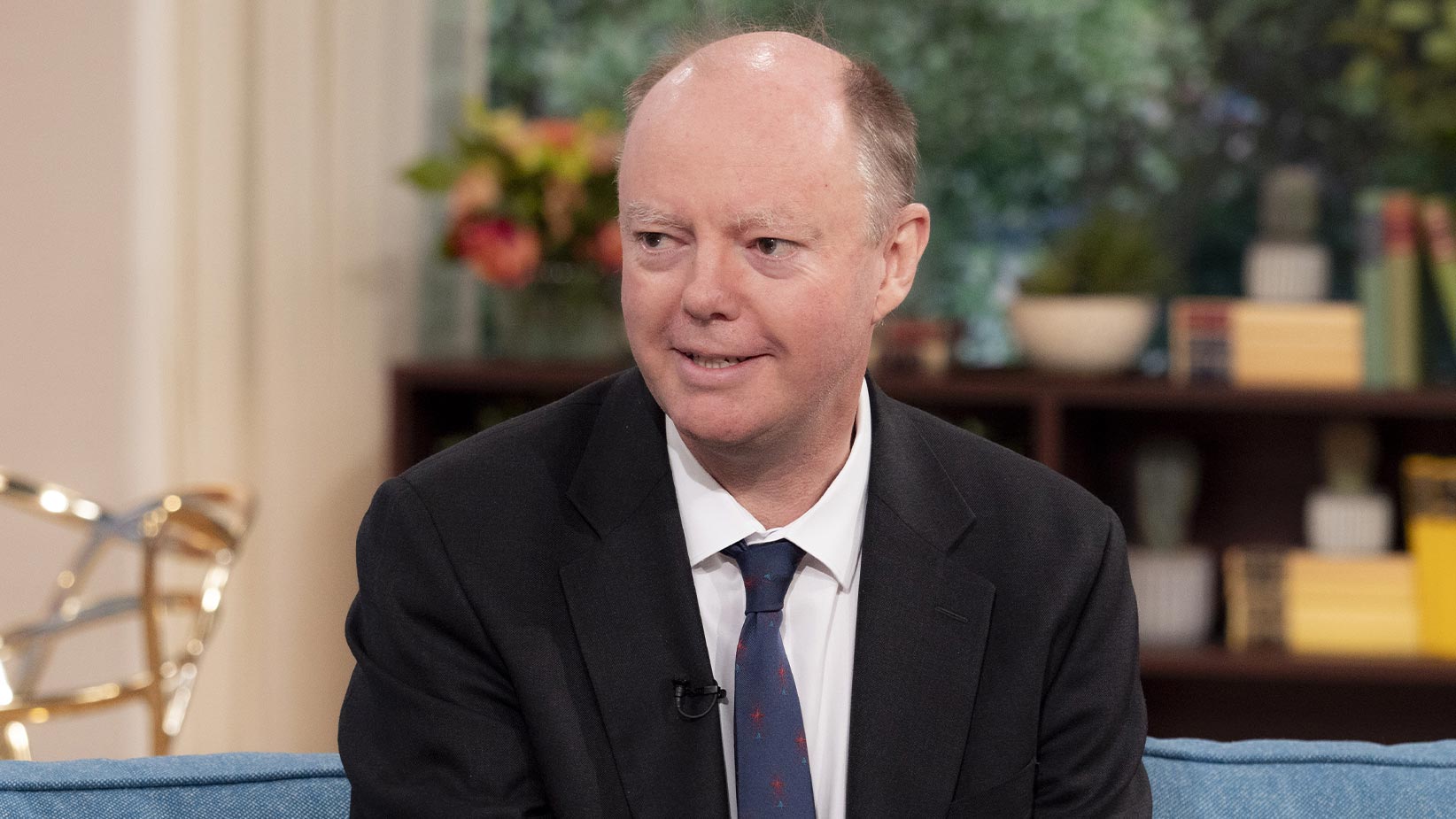 Professor Sir Chris Whitty's commitment to banning smoking and vaping | This Morning