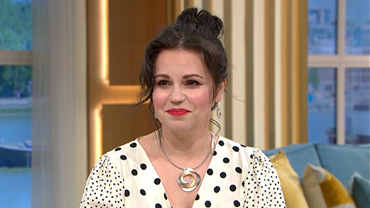 Spotting the signs of bowel cancer with Dr. Philippa | This Morning