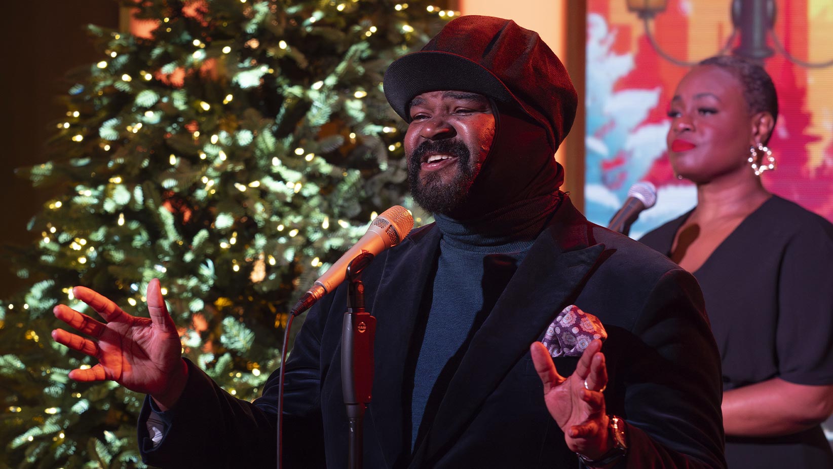 Jazz singer Gregory Porter's festive performance! | This Morning
