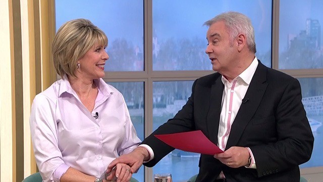Eamonn's love poem is Valentine's Day goals ? | This Morning