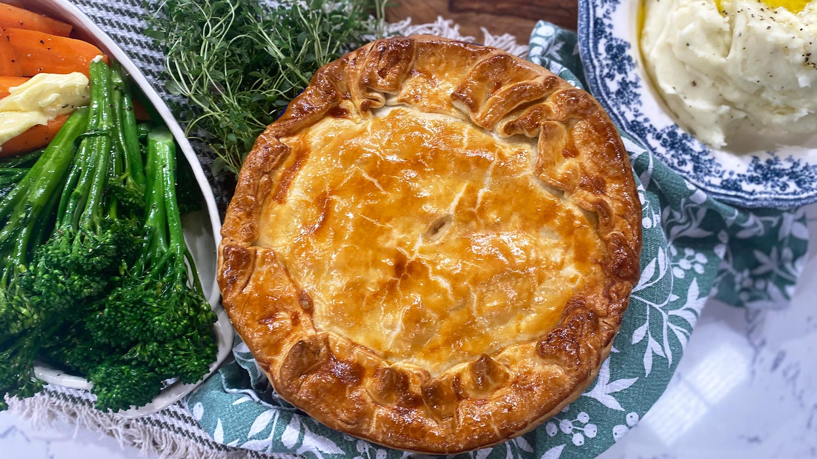 Claire Sisk's chicken and chorizo pie | This Morning