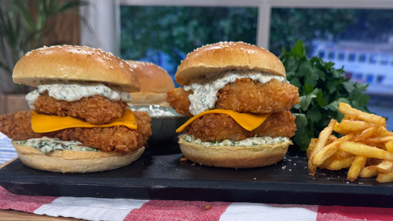 Phil Vickery’s Fillet-O-Fish burger | This Morning
