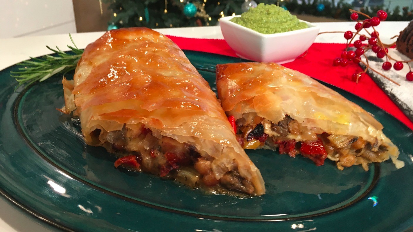 Phil Vickery's spiced roast vegetable strudel | This Morning