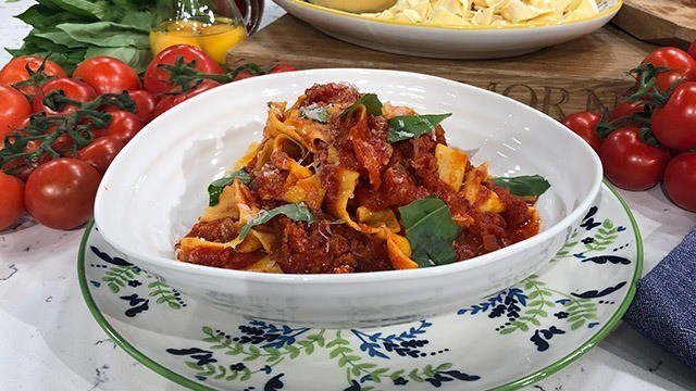 Isaac Carew's homemade pasta with spicy salami sauce | This Morning