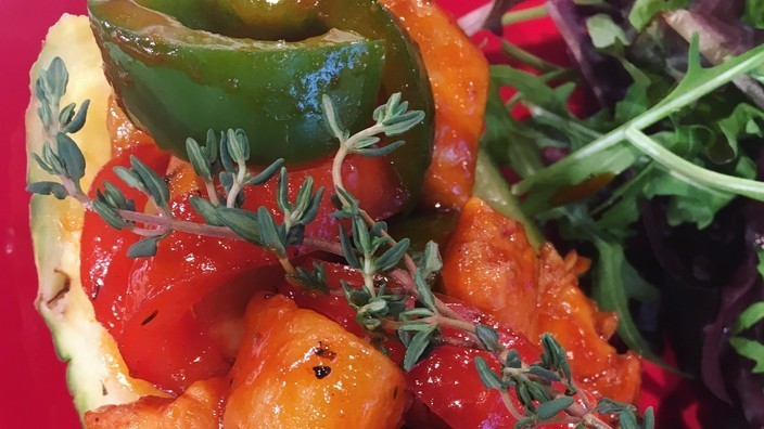 Rustie Lee's Caribbean chicken and pineapple | This Morning