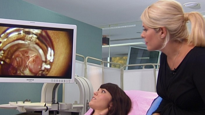 Find out what really happens during a smear test | This Morning