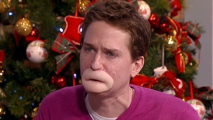 Alex Lewis: Determined to walk down the aisle | This Morning