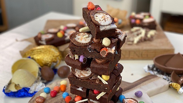 Phil Vickery's Easter egg brownies | This Morning