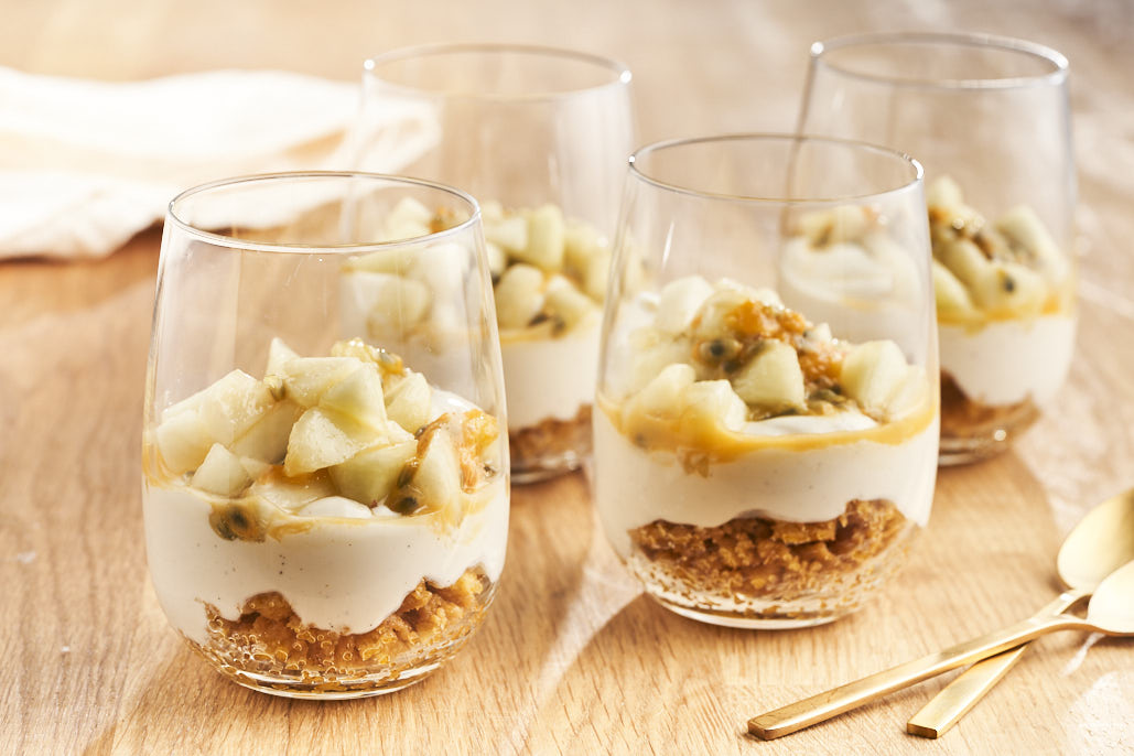 Tropische toetjes met passievrucht en wilde perzik | Recepten | PLUS