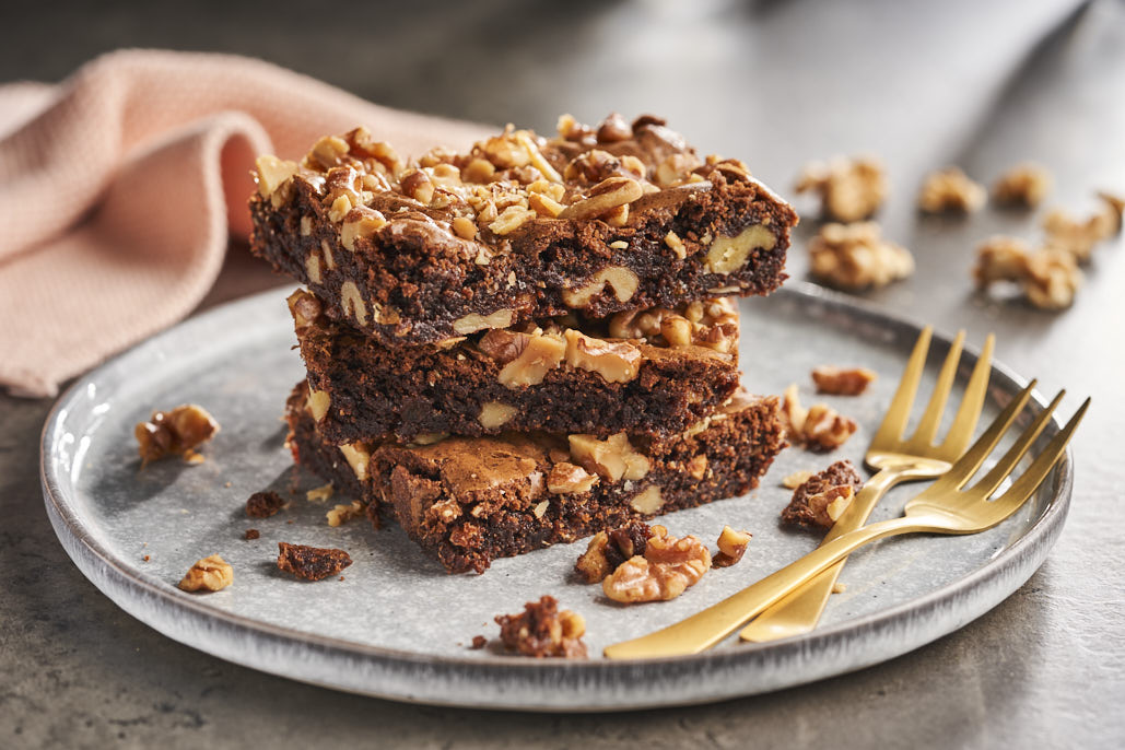 Chocolade-sinaasappelbrownies met walnoten | Recepten | PLUS