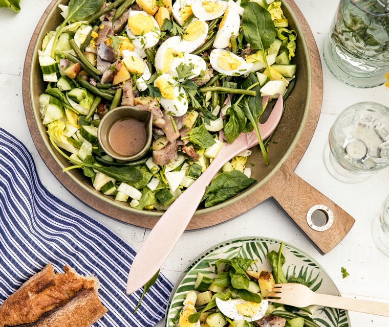 Zuid-Hollandse haringsalade | Recepten | PLUS