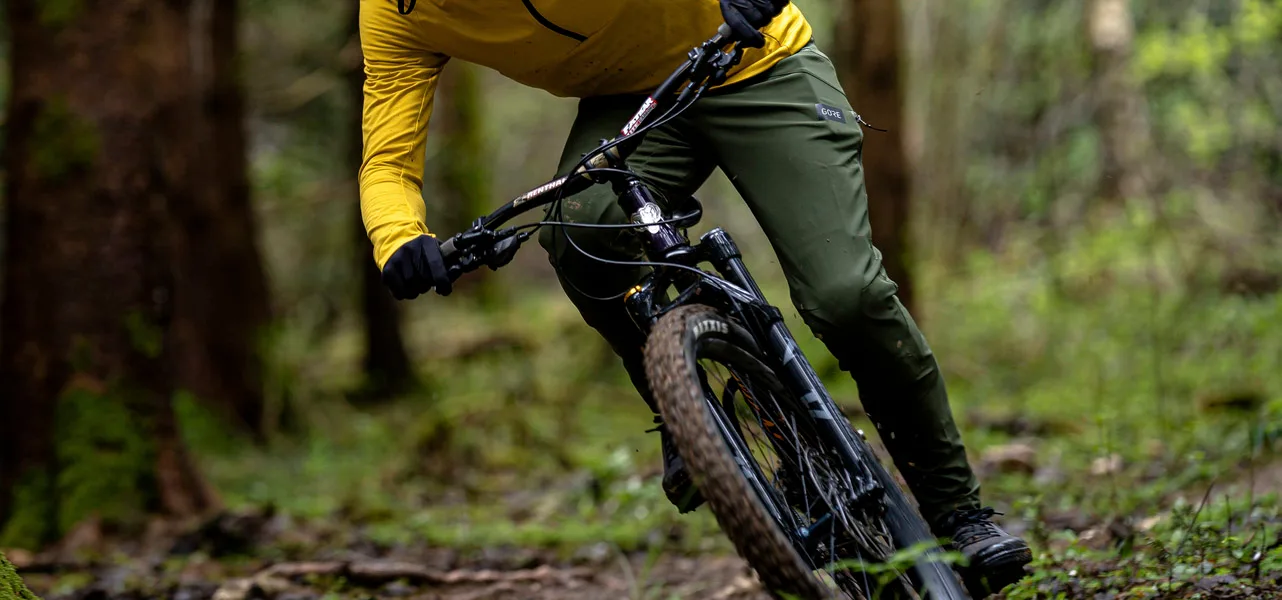What to wear mountain biking | GOREWEAR UK