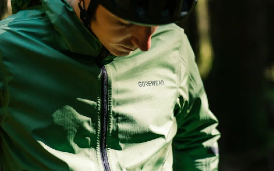 LUPRA 2.0 GORE-TEX Hooded Jacket Mens | GOREWEAR US