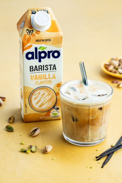 Pistache en vanille ijskoffie | Alpro