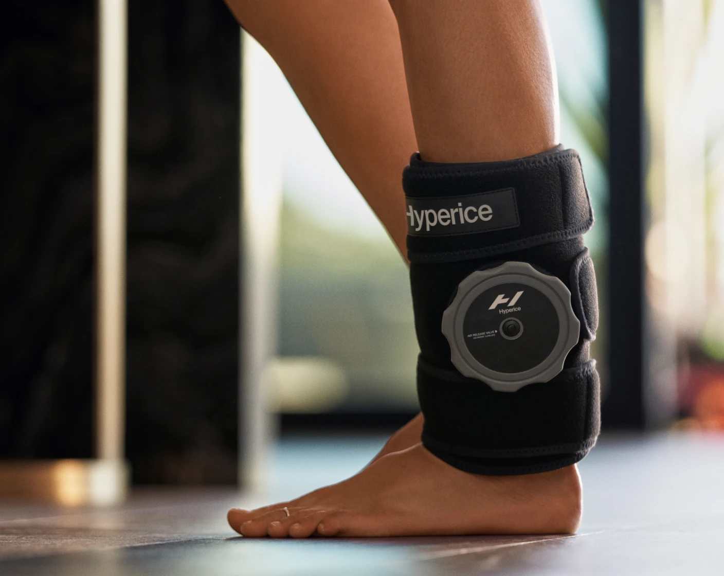 Limits edema and enhances recovery