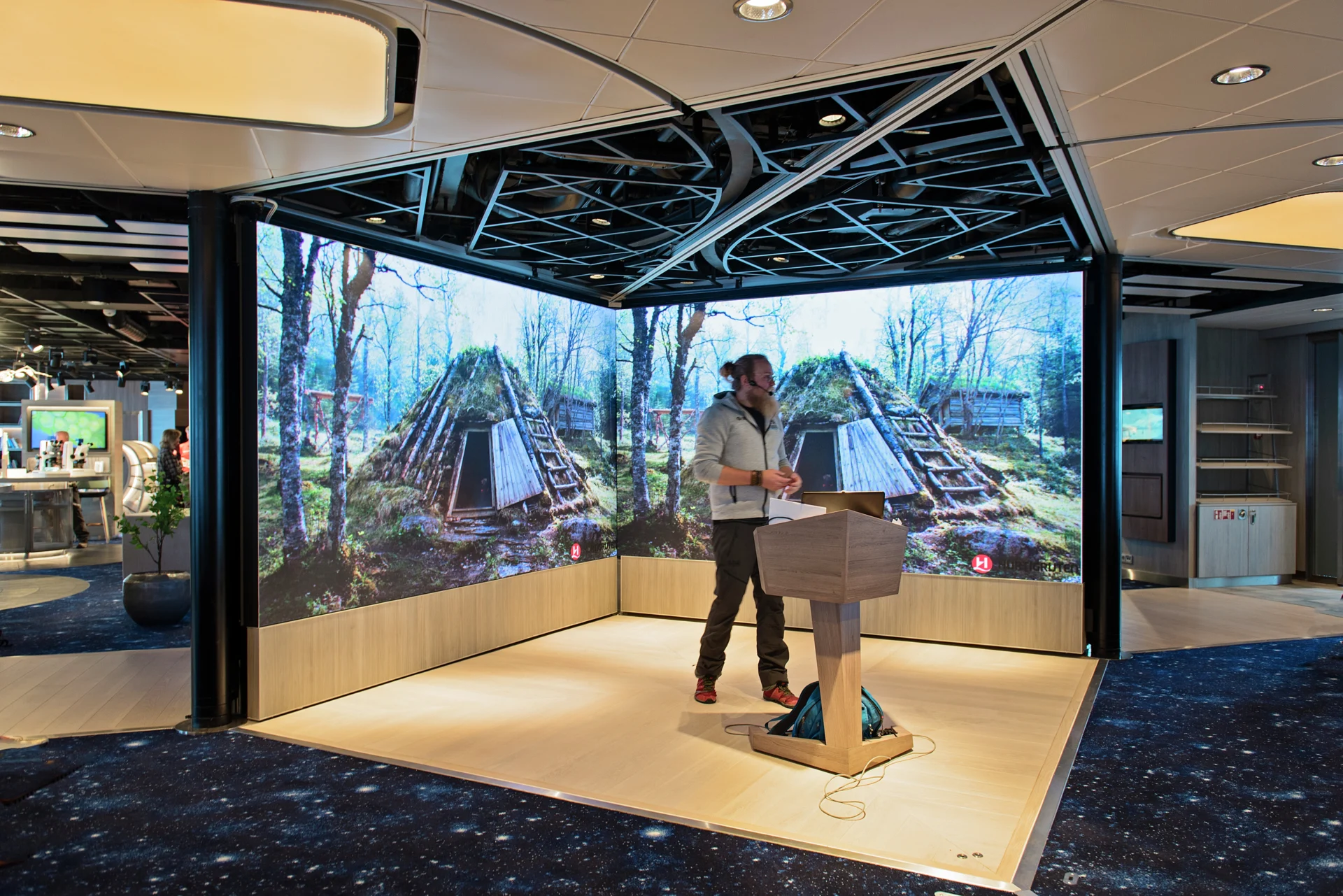 The Science Center | HX Hurtigruten Expeditions UK