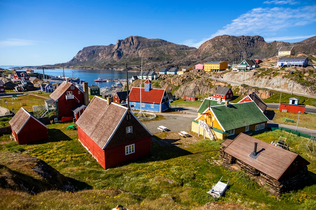 Sisimiut - Sisimiut Discovery Walk | HX Hurtigruten Expeditions AU
