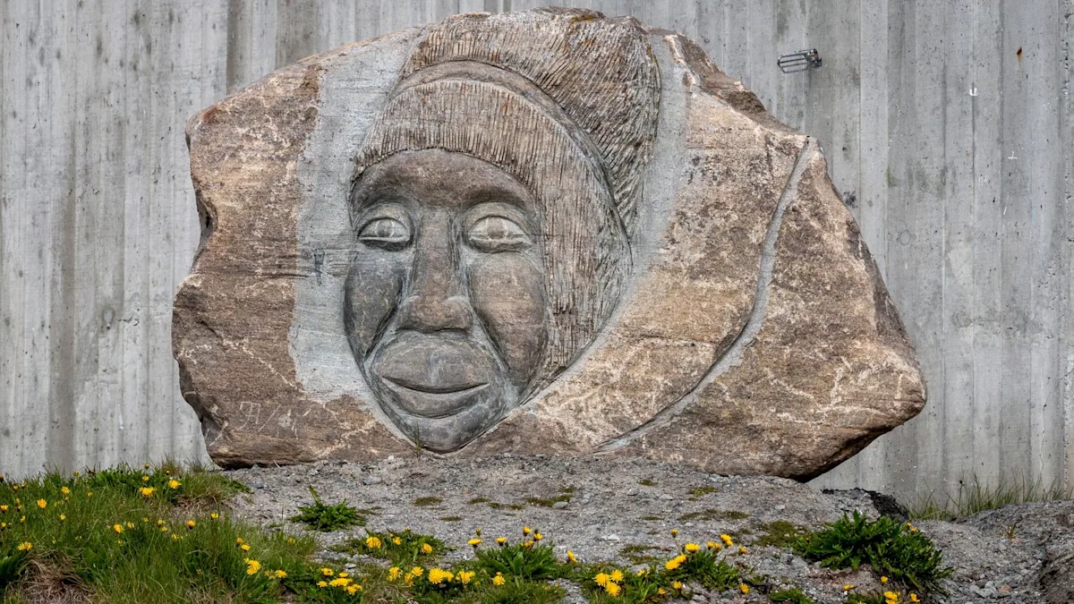 Ancestors of the Inuit | HX Hurtigruten Expeditions