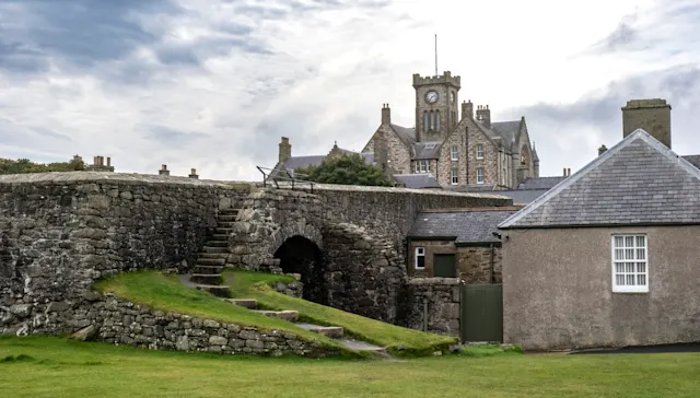 Voyage to Iceland—Windswept Isles of the North from Hamburg to ...