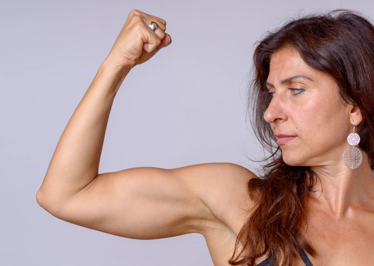 Exercises To Build Your Biceps | Lipstick Lifters