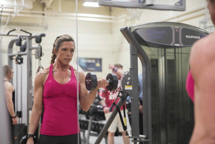 Powerlifting Workout Plan For Women | Lipstick Lifters