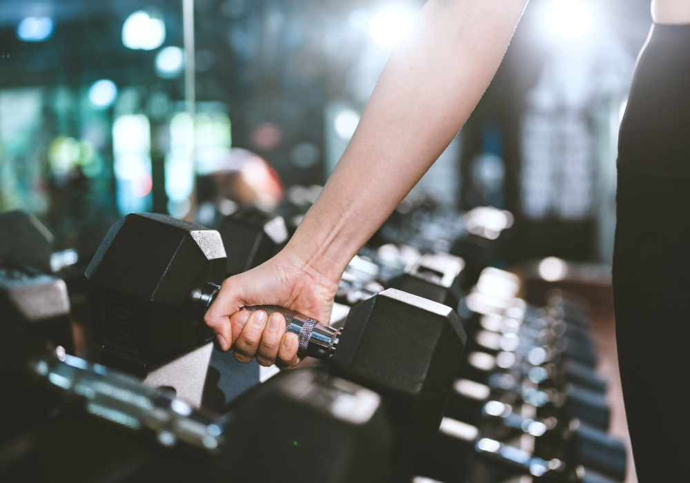 Drop Sets Explained: Why, When & How To Use Them | Lipstick Lifters