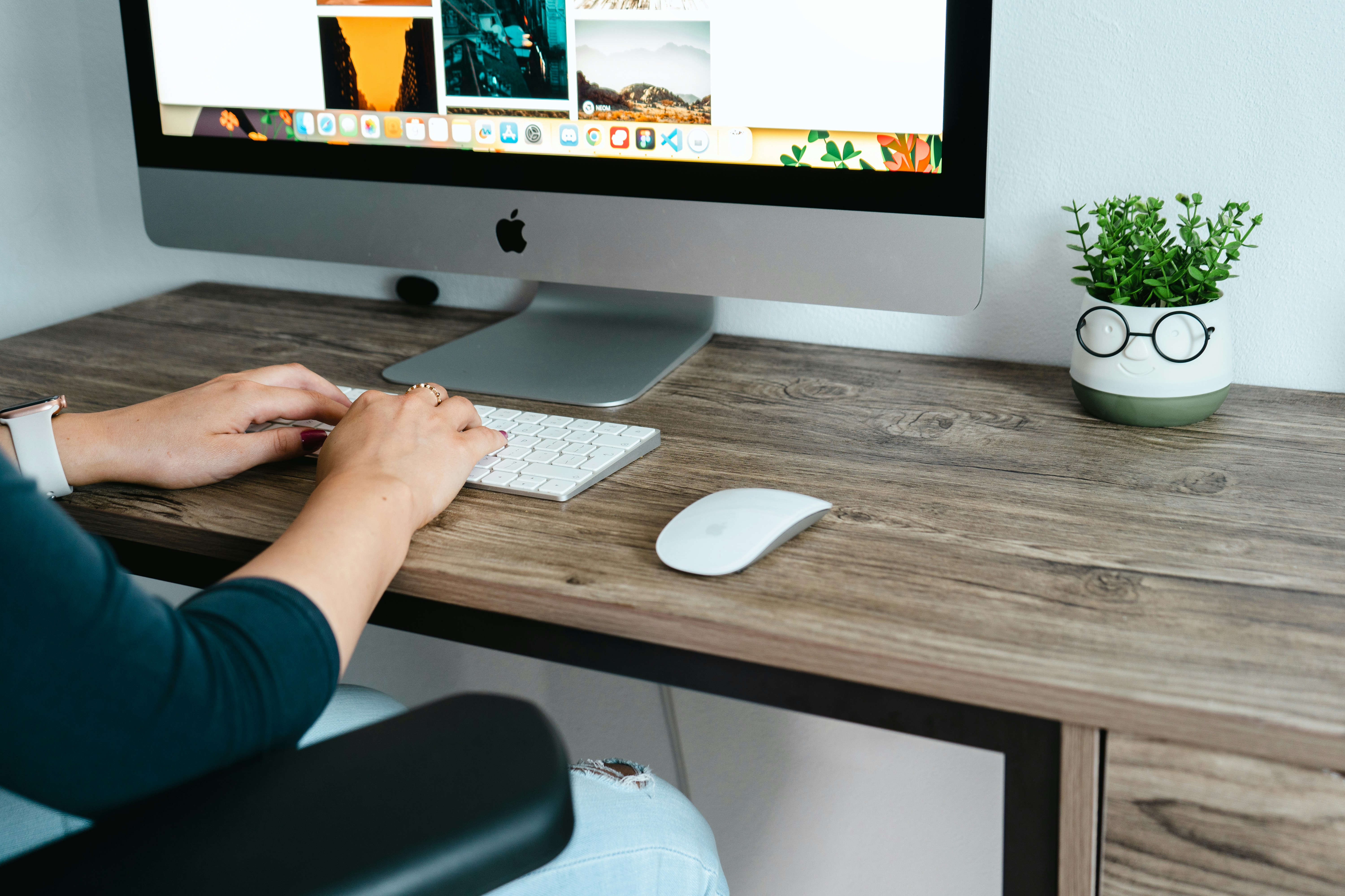 How Small Businesses Can Compete With Big Brands Using Smart Digital ...