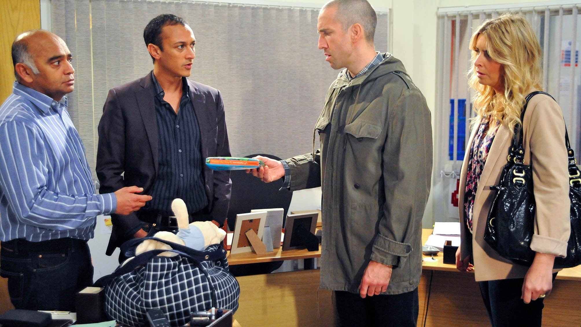 Picture preview: Charity KNOWS about Archie! | Emmerdale