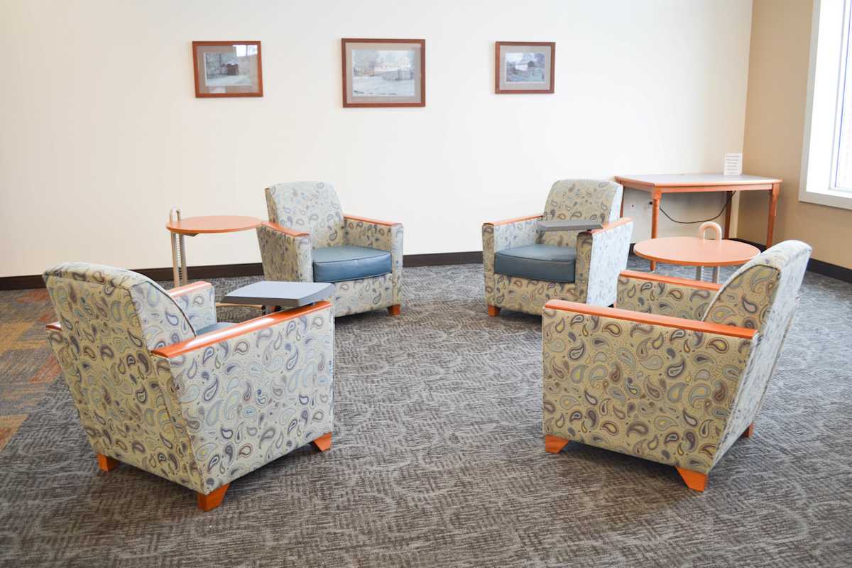 Russell County Public Library - KPC Architectural Products, Inc.