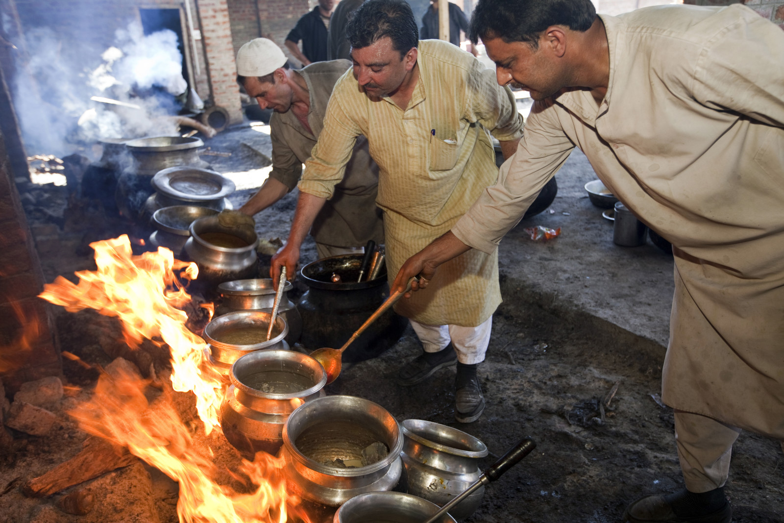 Wazwan and the Fight to Keep the 36-Course Kashmiri Feast Alive | The ...