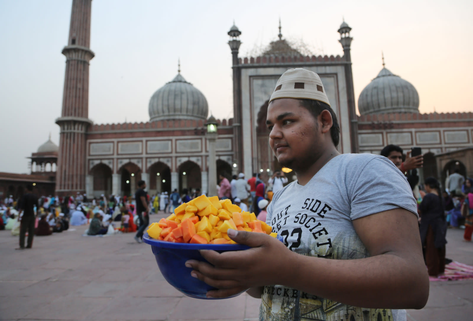 How Ramzan Became Ramadan in South Asia | The Juggernaut