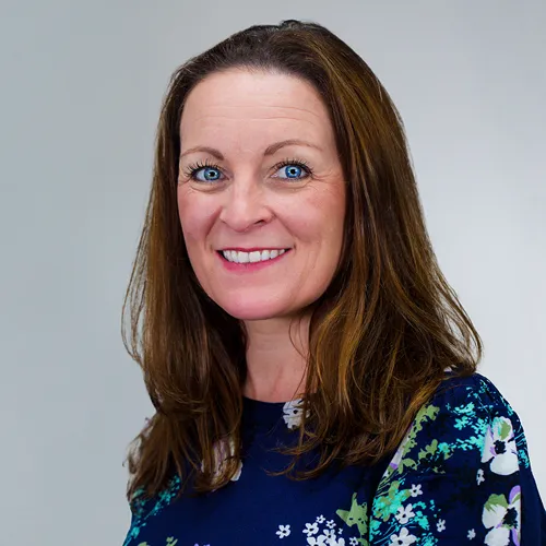 Ms. Claire Fitzgerald | Trauma & Orthopaedic Surgeon | LIPS Battersea