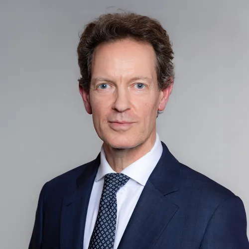 Mr. Paul Culpan | Trauma & Orthopaedic Surgeon | LIPS Battersea